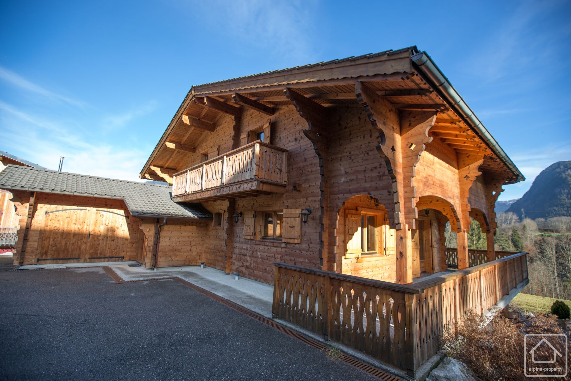 Chalet Praline - Alpine Property, Estate Agent in the French Alps
